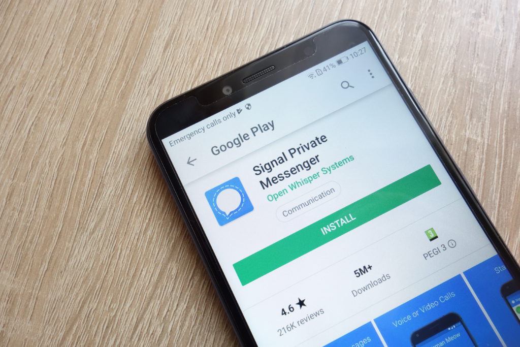 Signal vs. Facebook: The Privacy Battle - PWV Consultants